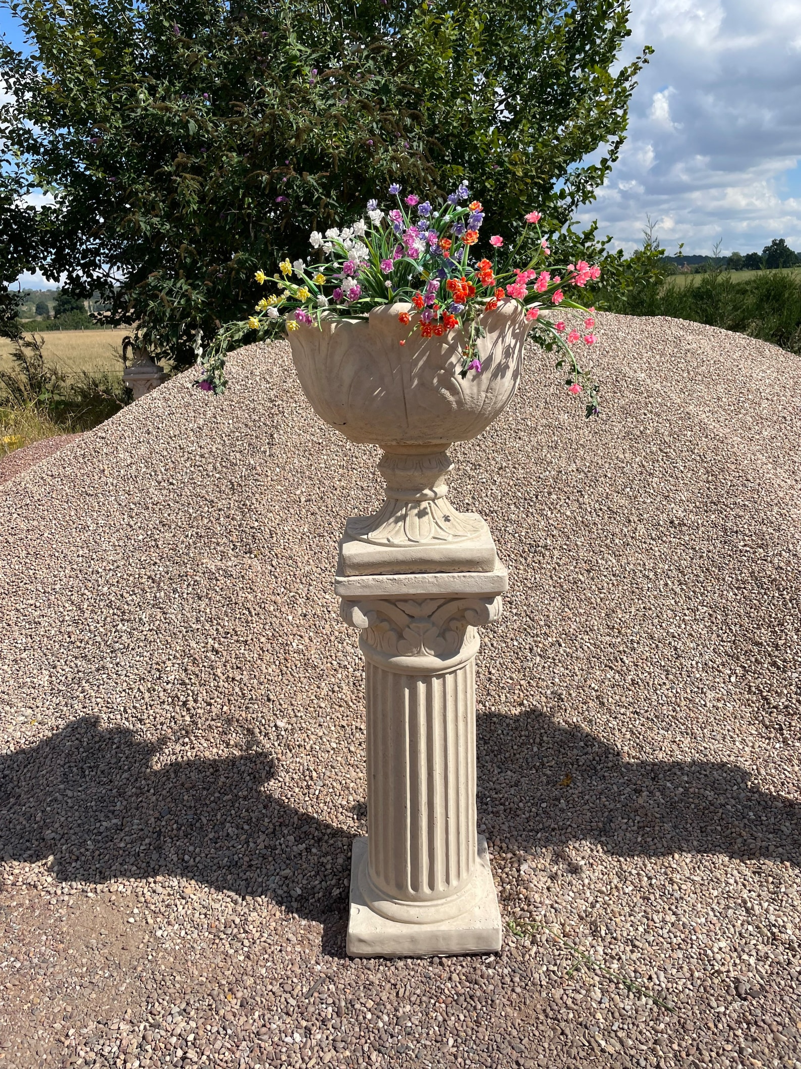 Large Plinths and Tulip Planters - Etsy UK