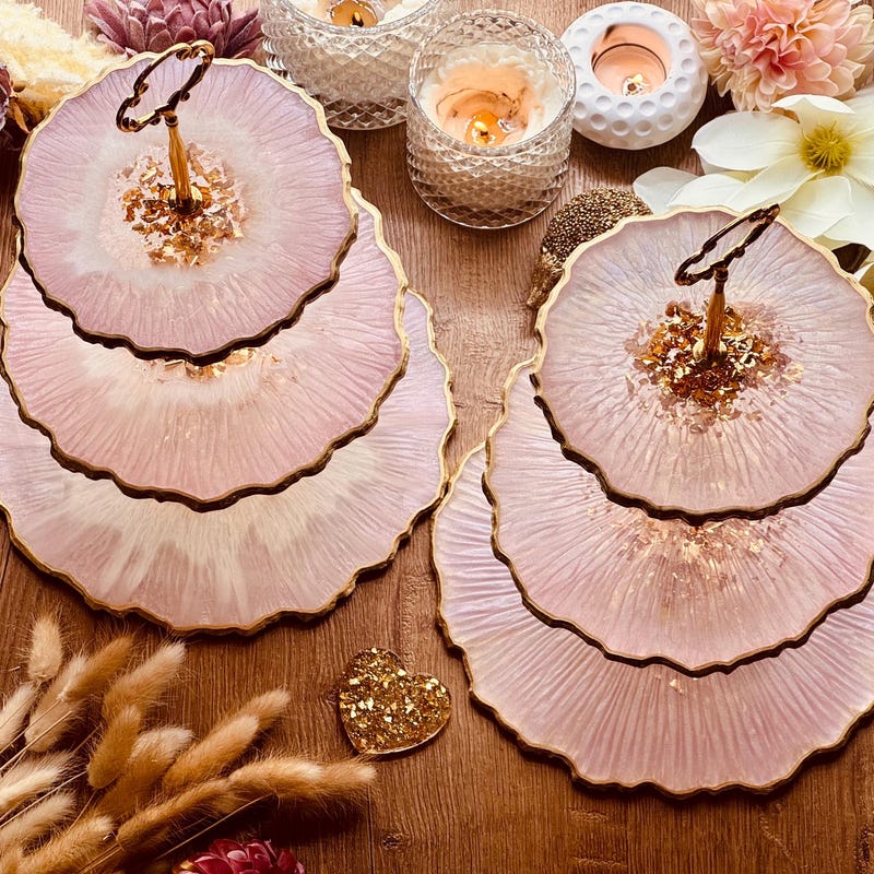 Resin Cake Stand - Etsy