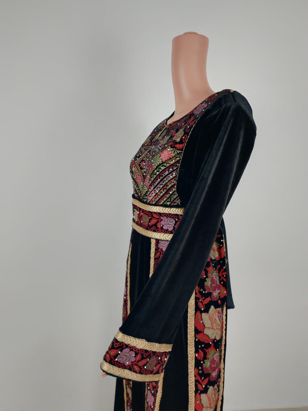 Palestinian Thobe Thob Embroidery Tatreez Black Velvet With Golden ...