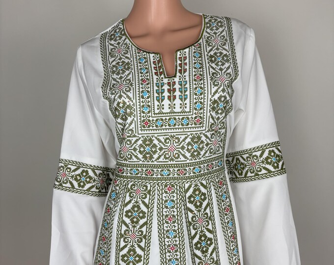 Palestinian Black & Red Middle Eastern Ethnic Machine-embroidered Thigh ...