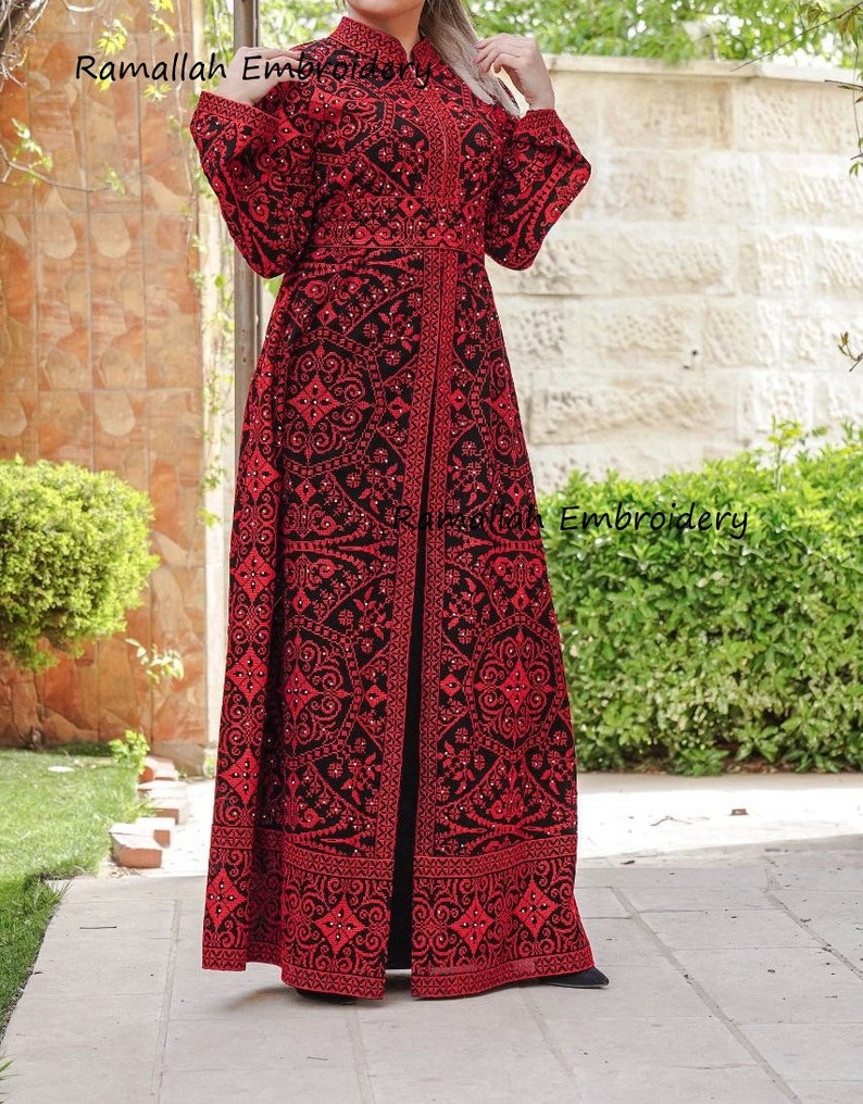 Palestinian Thobe Thob Tatreez Embroidery Red and Black High - Etsy