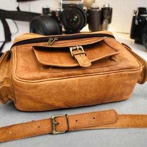 Personalized Leather Camera Bag for Photographers Vintage DSLR Camera ...