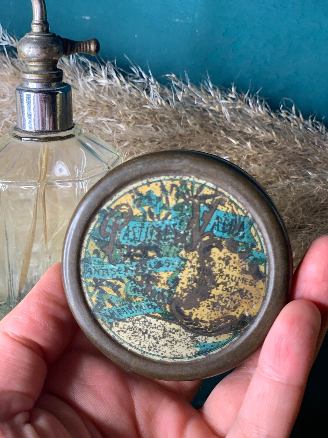 Solid Botanical Scent in Canned Vintage Candy Tin Scented Moisturizing ...