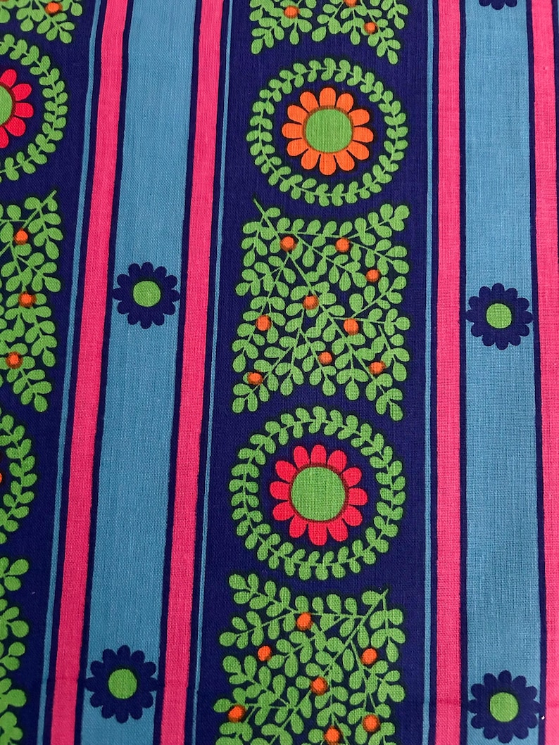 New Dead Stock 1970s Big Floral Fabric Yardage. Panton Eames Upholstery ...