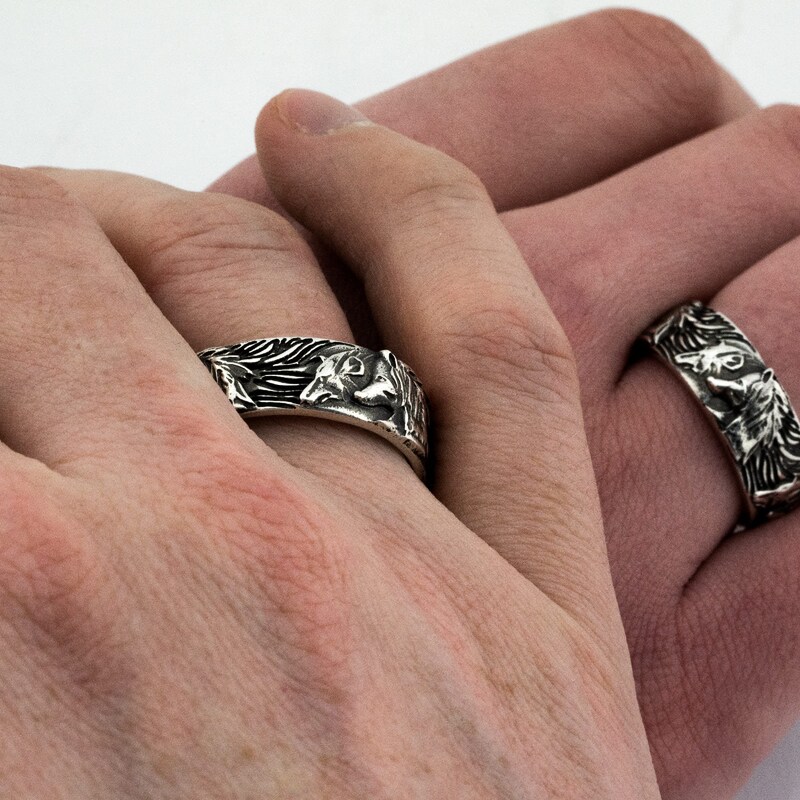 Wolf Ring - Etsy