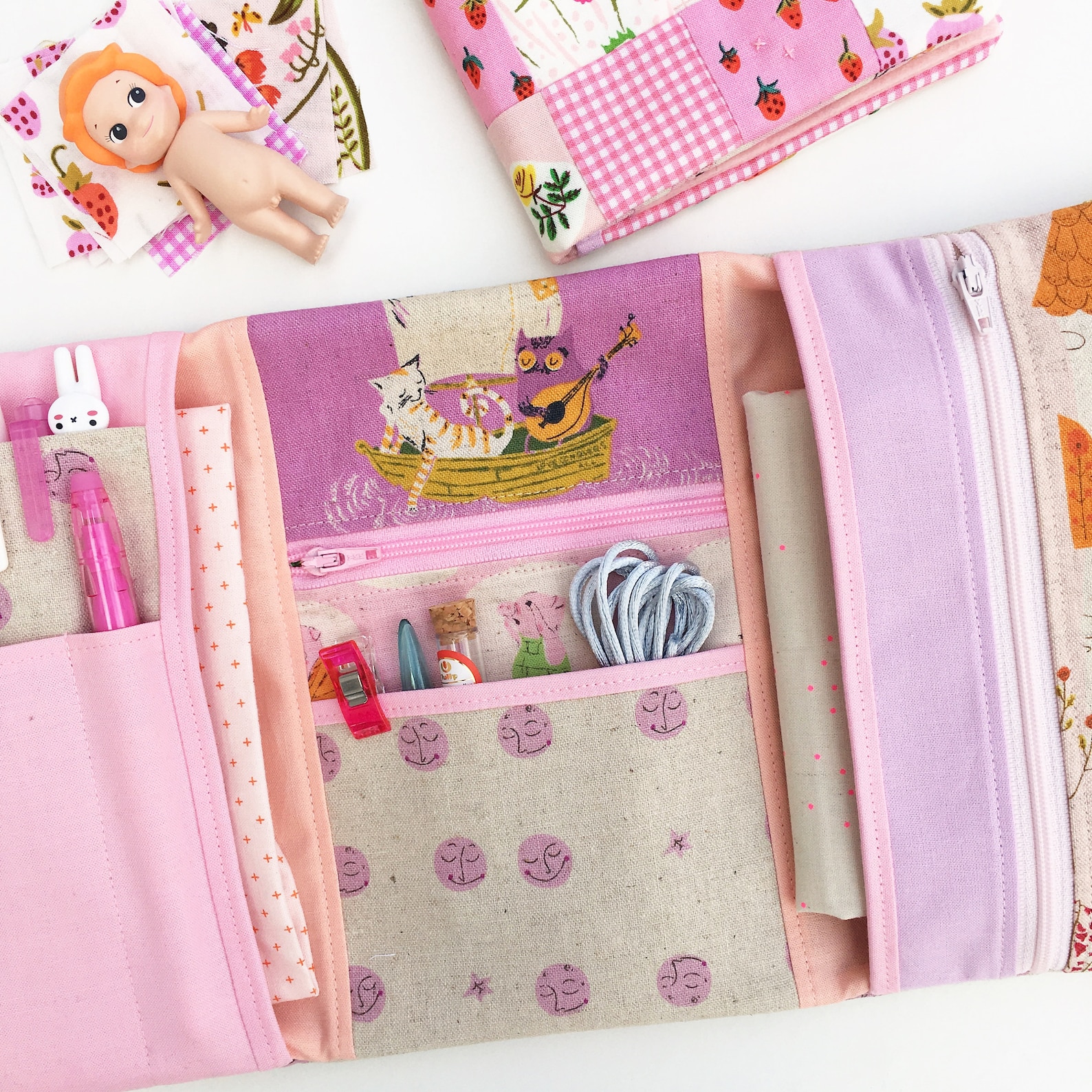 Wee Travel Pal - Digital Sewing Pattern (PDF), Two Versions, Instant ...