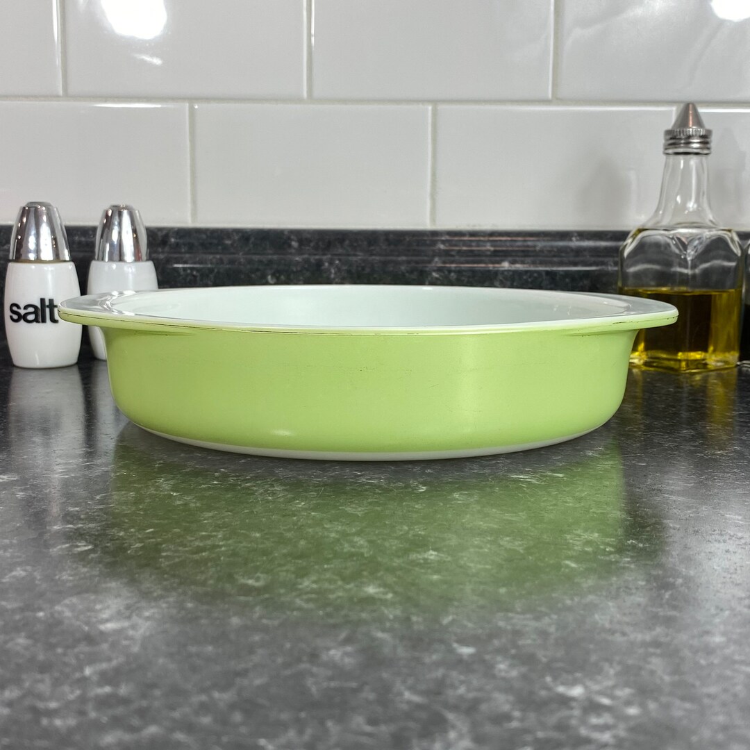 Vintage Pyrex Lime Green 221 Round Baker Lime Green Pyrex 1950s Pyrex ...