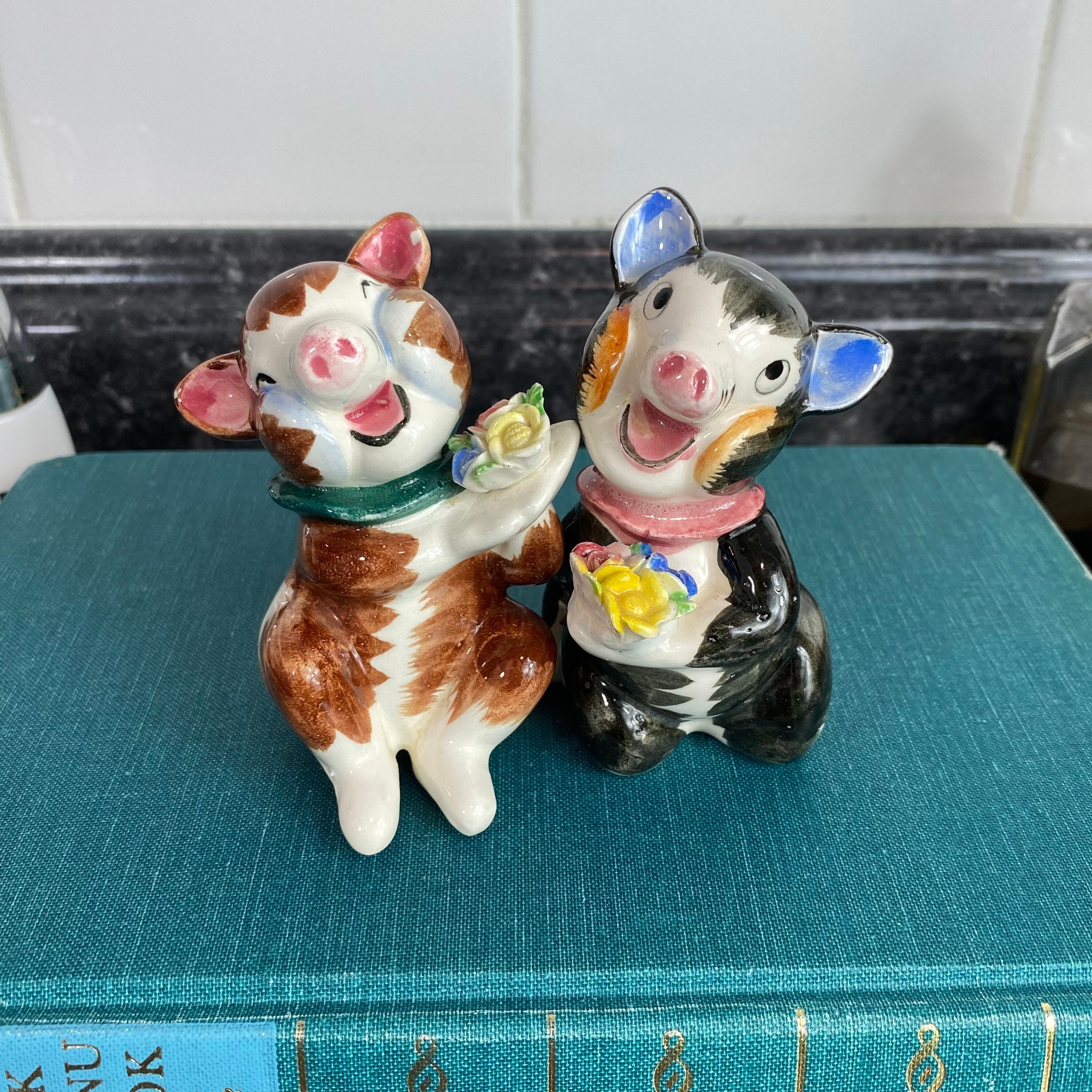 Laughing Pig Figurines