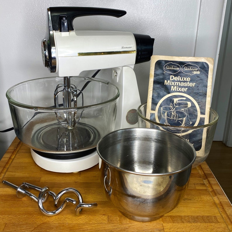 Vintage 1980s Deluxe Sunbeam Mixmaster Stand Mixer Model 2360 | Etsy