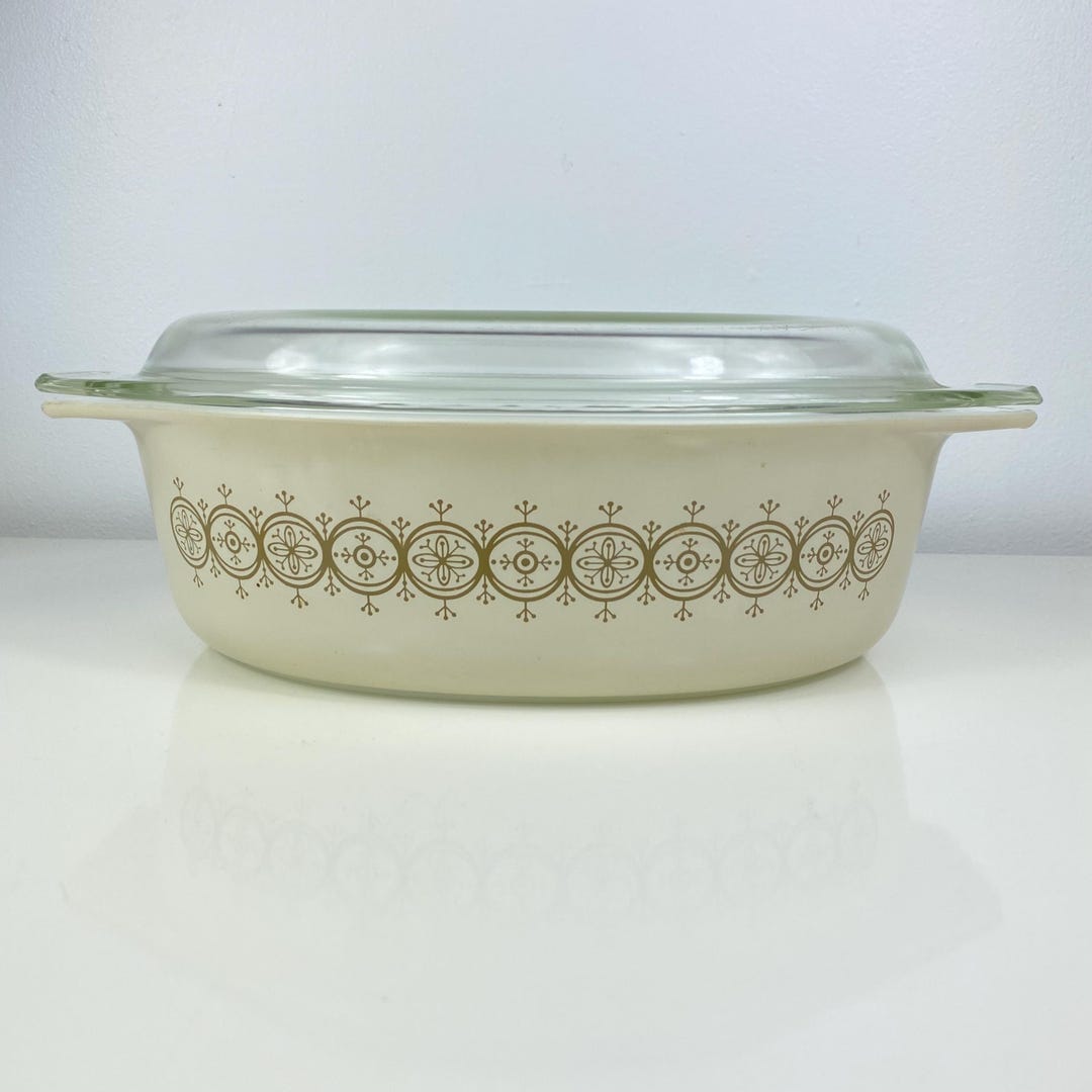 Vintage 1960s Pyrex Olive Medallion Casserole Dish With Lid (2.5 Quart ...