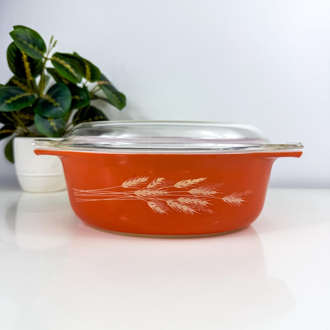 Vintage Pyrex 043 Oval Casserole Dish: Olive Medallion, Autumn Harvest ...
