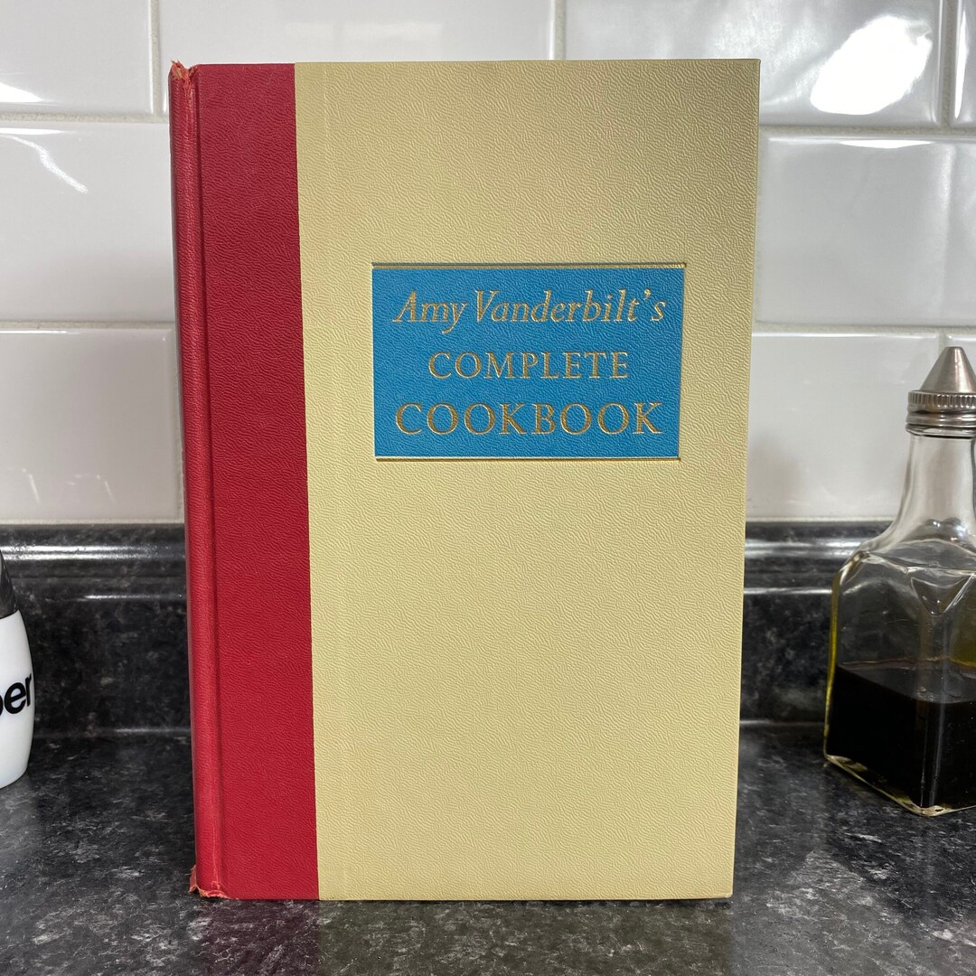 Vintage 1961 Amy Vanderbilt's Complete Cookbook | Illustrations by Andy ...