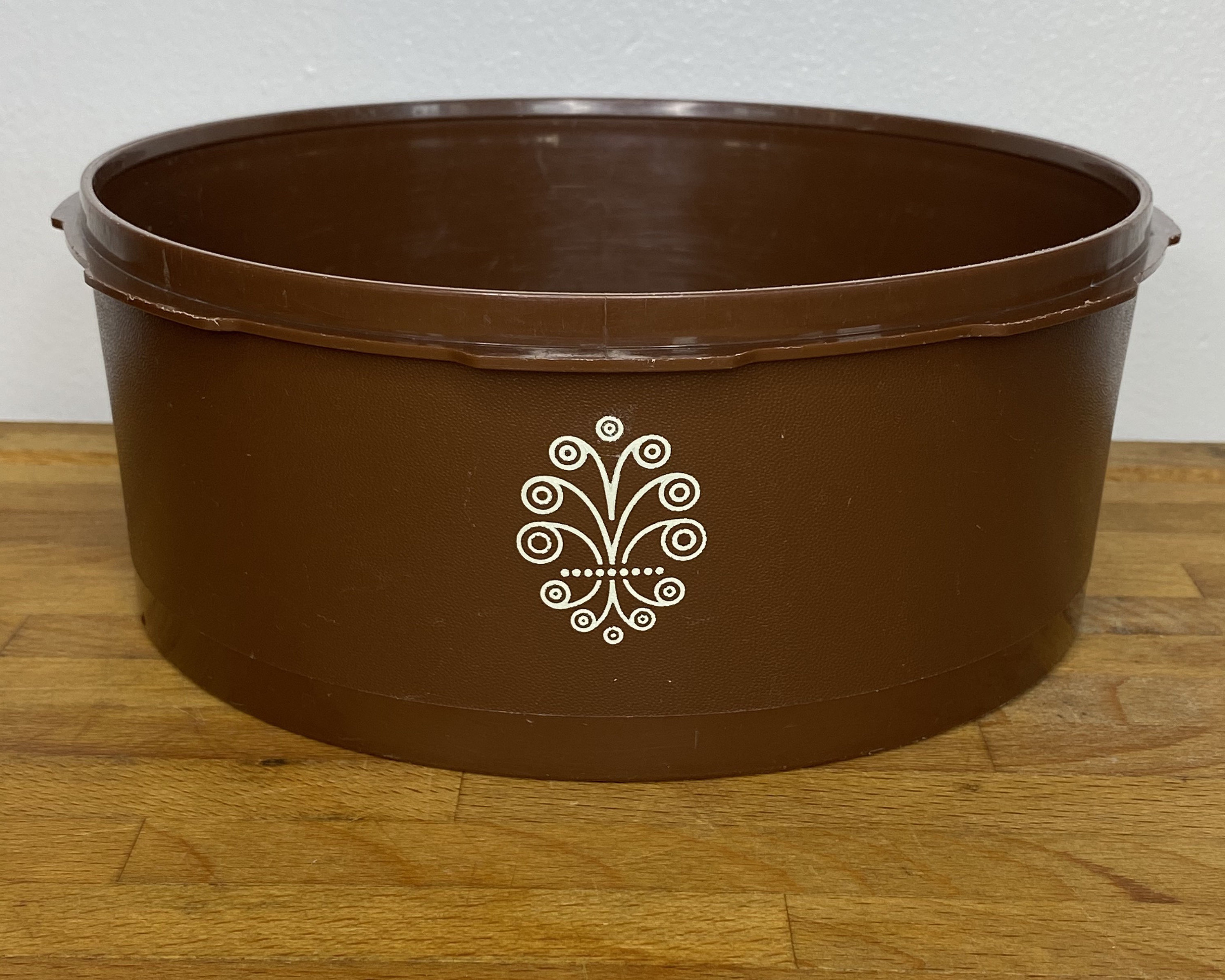 Vintage Tupperware Canisters Brown for sale | Only 3 left at -75%