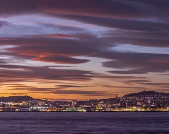 Dundee Waterfront V&A Sunset Reflections, Scotland A3, A2 or A1 ...