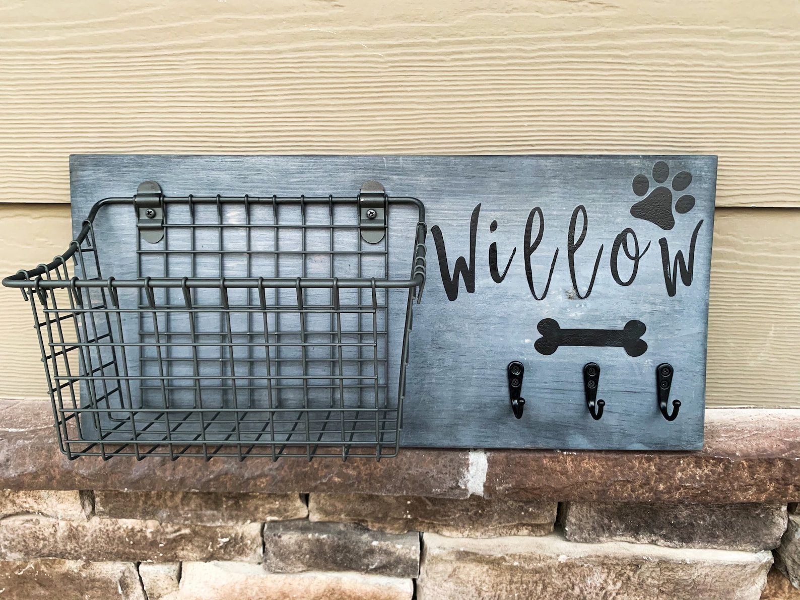 Personalized Wooden Dog Leash Holder Sign for Pet Parents - Etsy