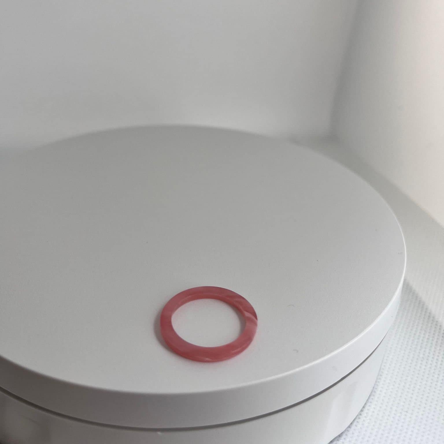 Resin Rings - Plastic Rings - Yellow Resin - Red Resin - Blue Resin ...