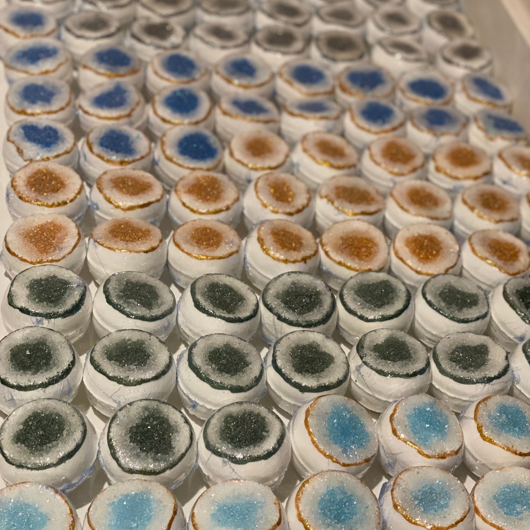 100 Assorted Bath Bombs, Wholesale Bath Bombs, Multiple Colors & Scents ...