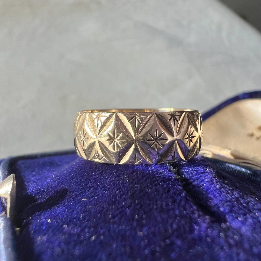 Vintage 9ct Gold Stars Patterned Band Ring | Chunky Stacking Band Ring ...