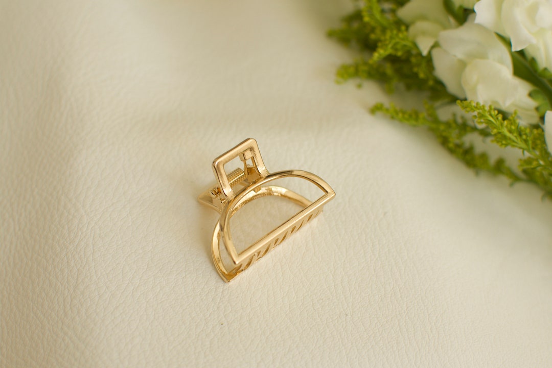 Small Metal Moon Hair Clip Gold ~ Hair Claw Clip ~ Metal Hair Jaw Clip ...