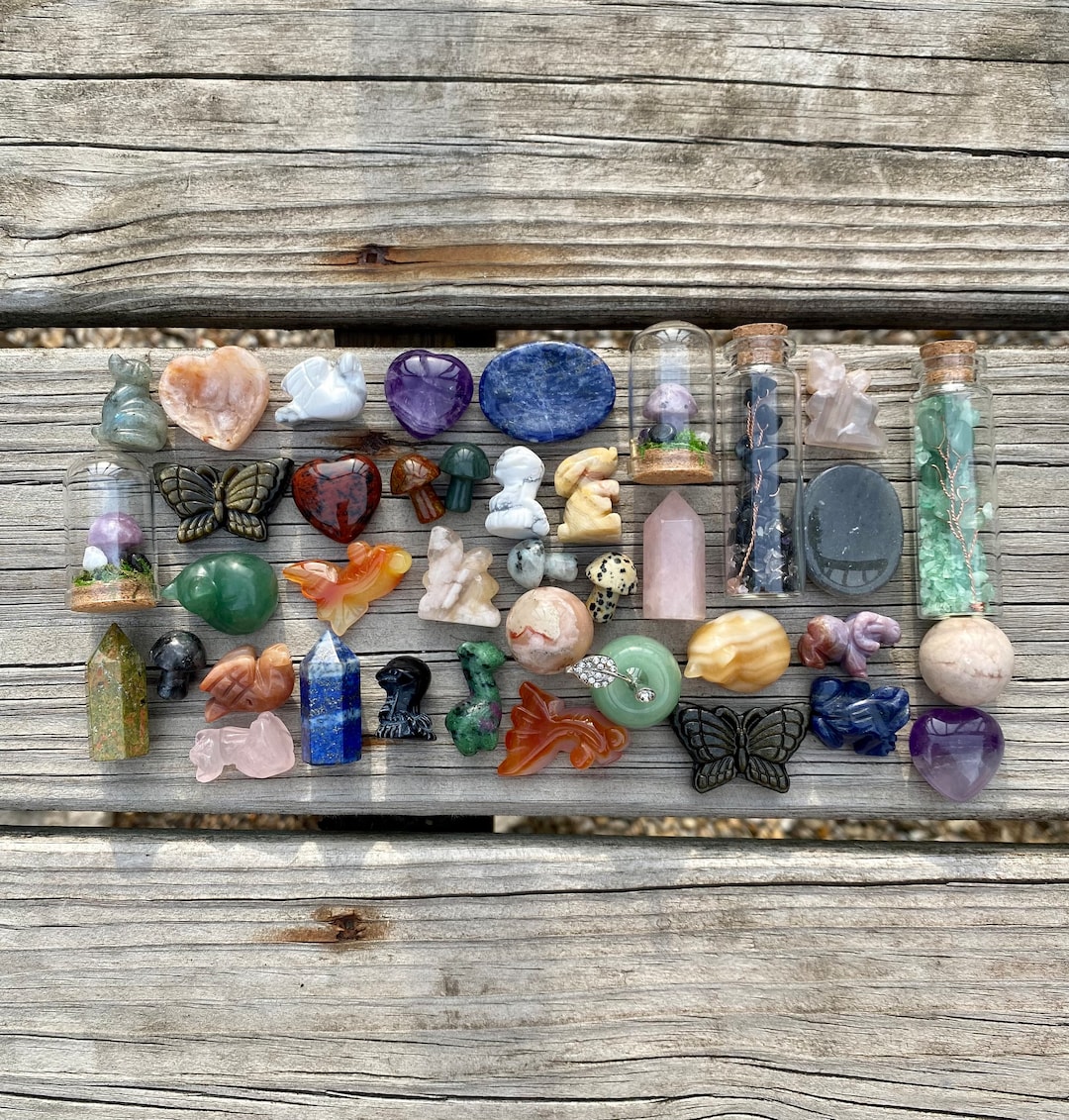 Crystal Carving Capsule Confetti| Choose Your Quantity| Mini Carvings ...