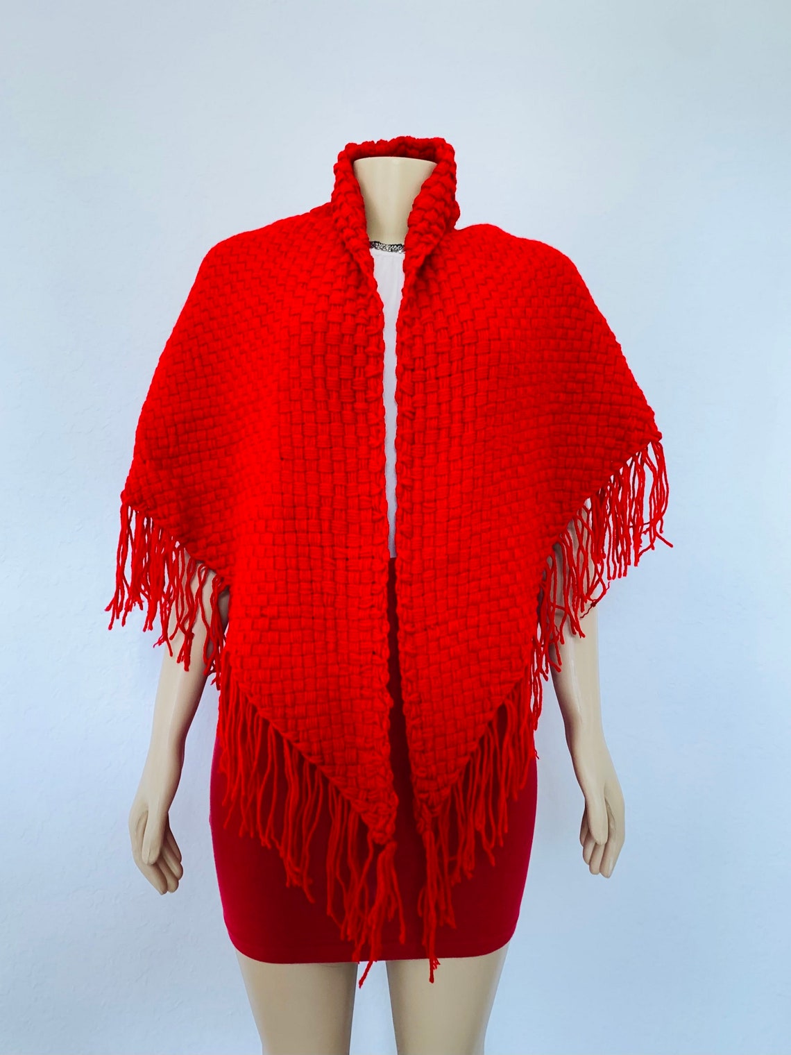 Handwoven Bright Red Fringe Shawl/wrap Triangular Warm Scarf *pin ...