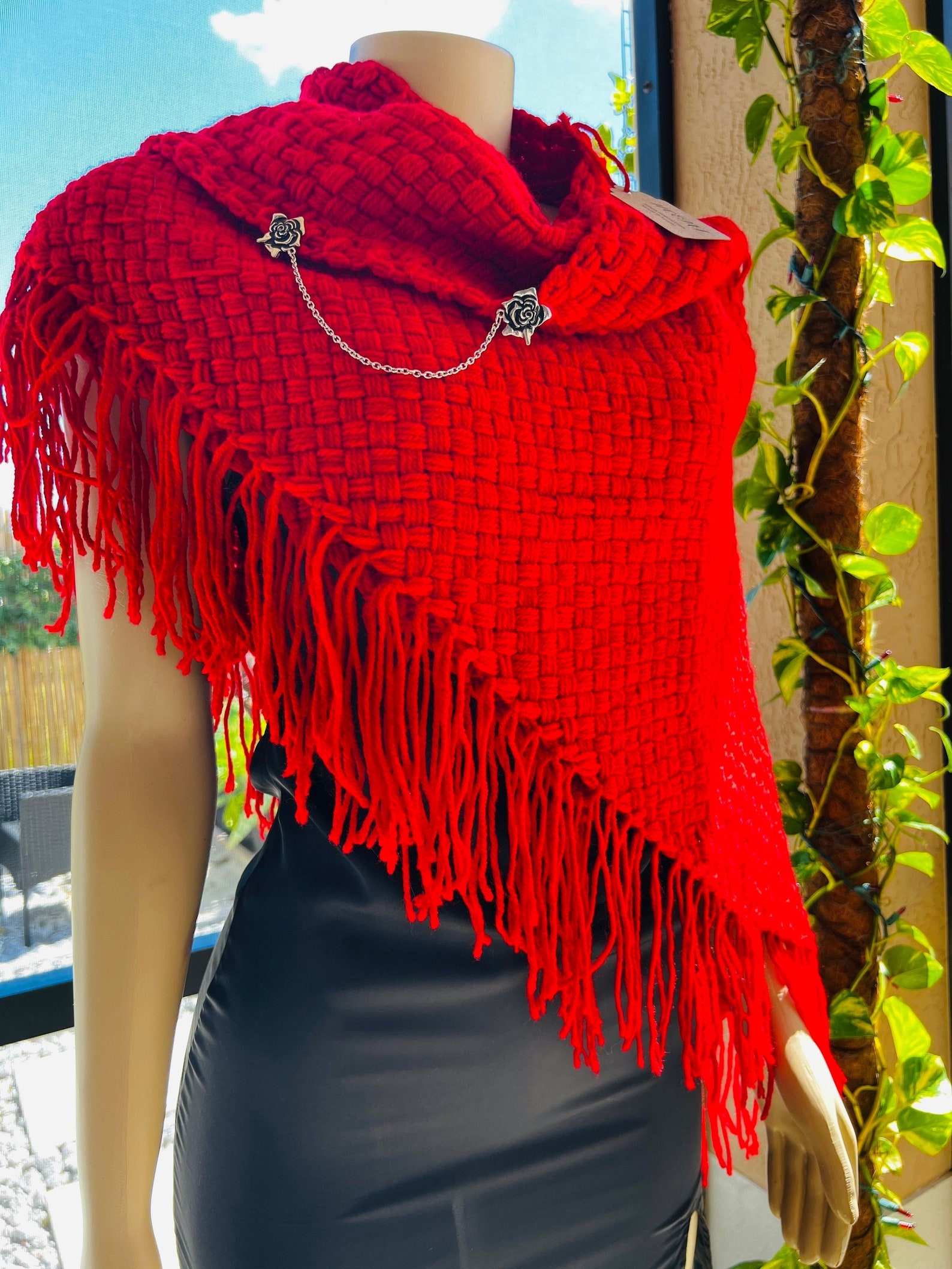 Handwoven Bright Red Fringe Shawl/wrap Triangular Warm Scarf *pin ...