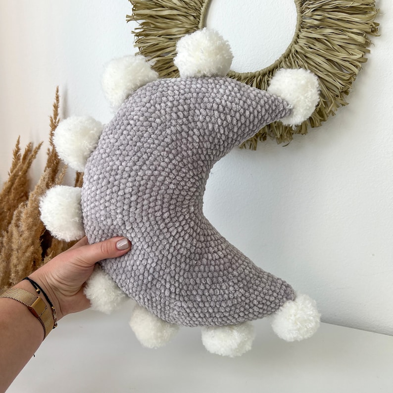 Crochet Moon Pillow Pattern: Boho Baby Room Decor (PDF Pattern) - Etsy