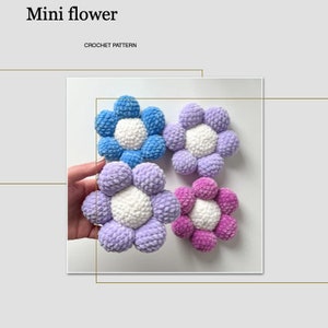 Crochet Pattern for a Mini Flower, a Keychain, Mini Gifts, Accessories ...