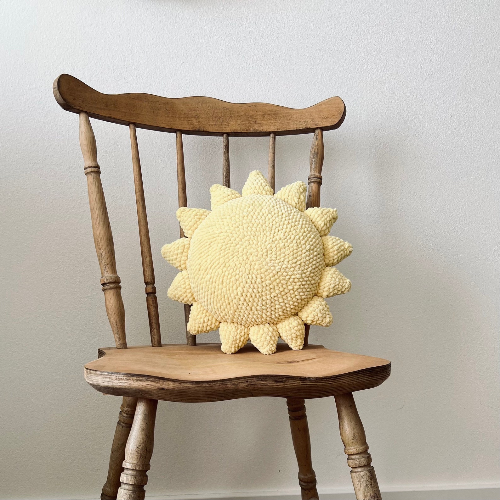 PDF Crochet Pattern for Pillow Sun, Big Sun Adapted to Beginner Level ...