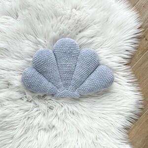 Crochet Pattern for a Shell-shaped Pillow, Fashionable Room Decoration ...