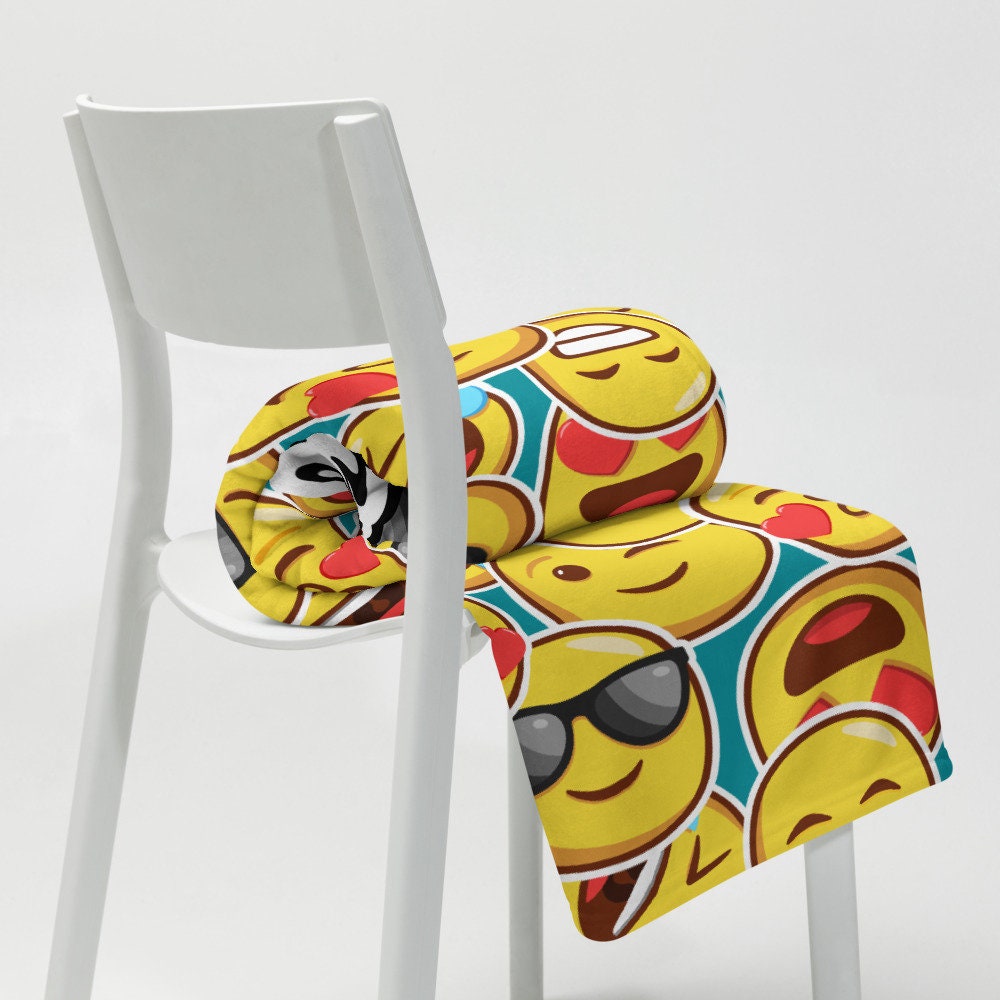 Personalized Emoji Throw Blanket Personnalisable Emoji Blanket Gift for ...