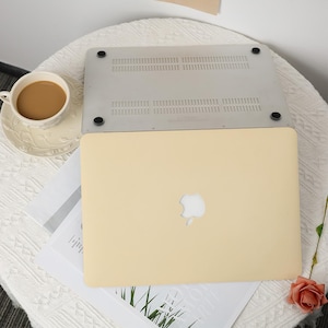 Pale Yellow MacBook Hard Protective Case Laptop Cover for 2026 Neo 13 ...