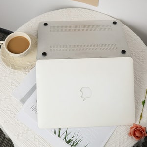 White Solid Color MacBook 2026 Hard Protective Case Laptop Cover for M5 ...