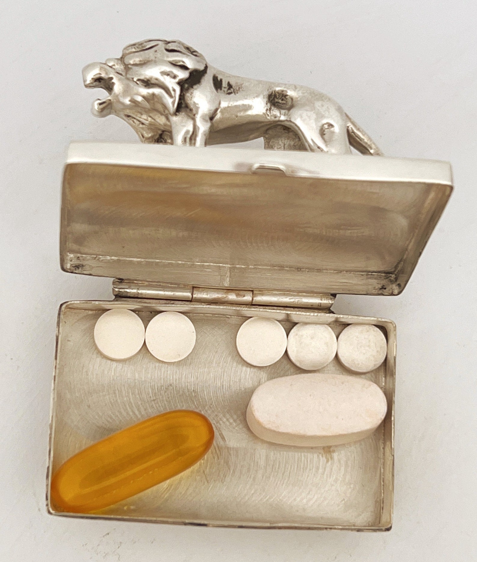 Lion Pill Box Keepsake Victorian Style 925 Sterling Silver English ...