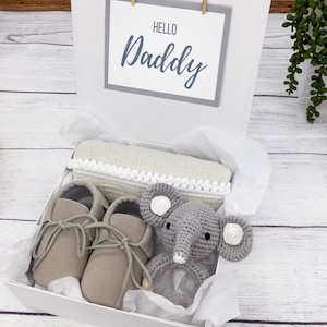 Pregnancy Announcement to Husband, Gift Box Surprise Pregnancy Reveal ...