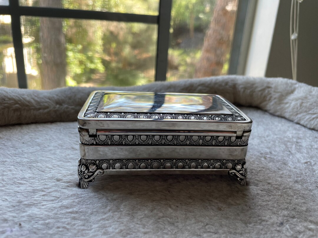 1920's Silver Case With Velvet Lining - Etsy