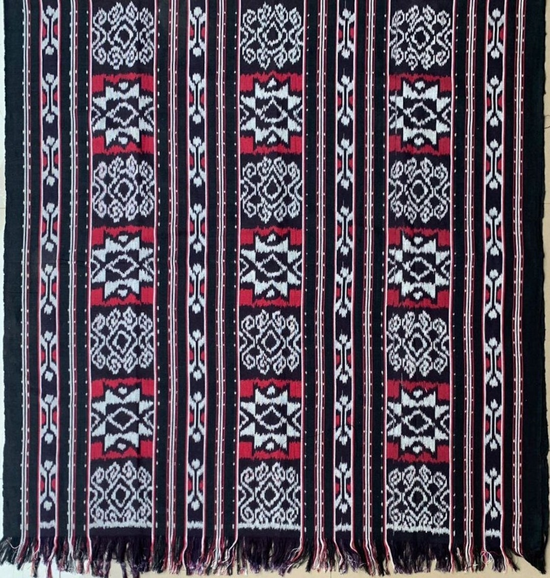 2.6 Yd Indonesian Handwoven Ikat Fabric Wall Hanging, Ethnic Hand Dyed ...
