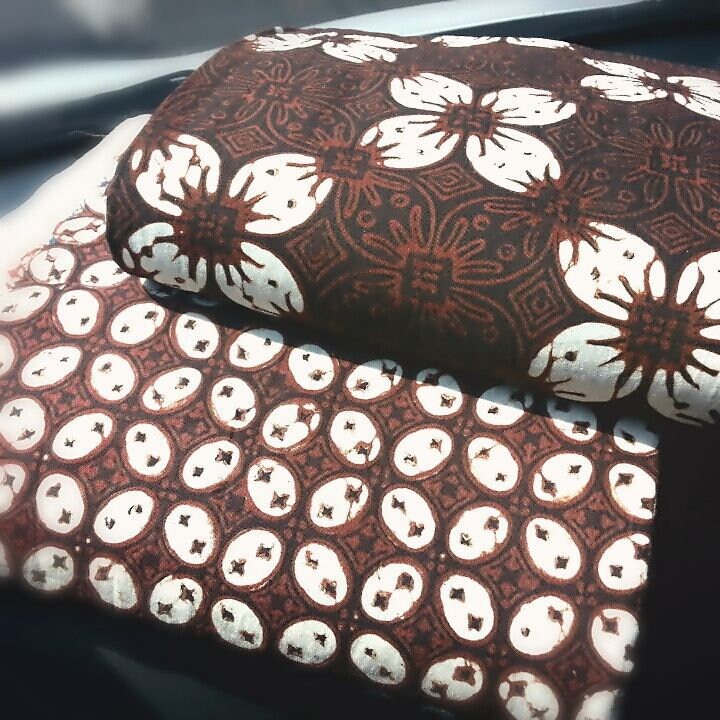 2.2 yd SOCO batik cap sogan Indonesian hand stamped batik - Etsy España