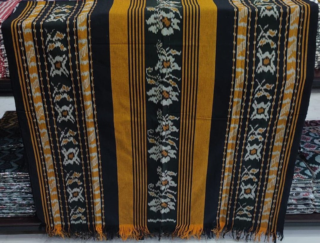 2.6 yd Indonesian handwoven ikat fabric wall hanging, ethnic hand dyed ...