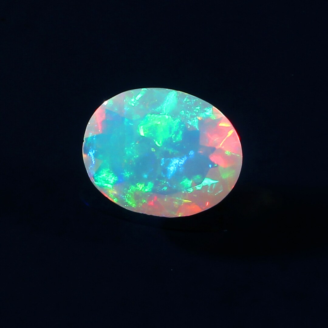 Natürlicher äthiopischer Opal facettierter Ovalschliff - Etsy.de