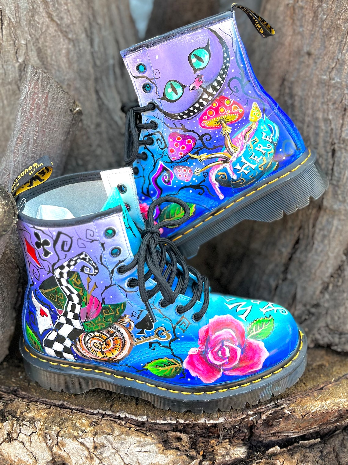 Custom Painted Dr.martens Boots - Alice in Wonderland . - Etsy