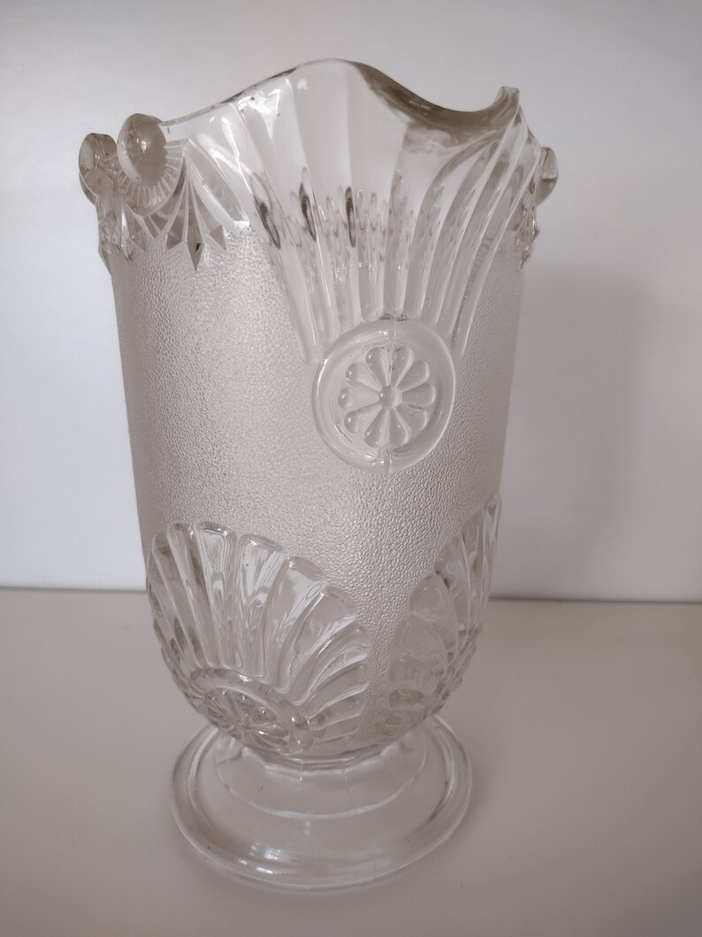Antique Westmoreland Frosted Glass SHELL & JEWEL Pitcher 1893 Victor ...