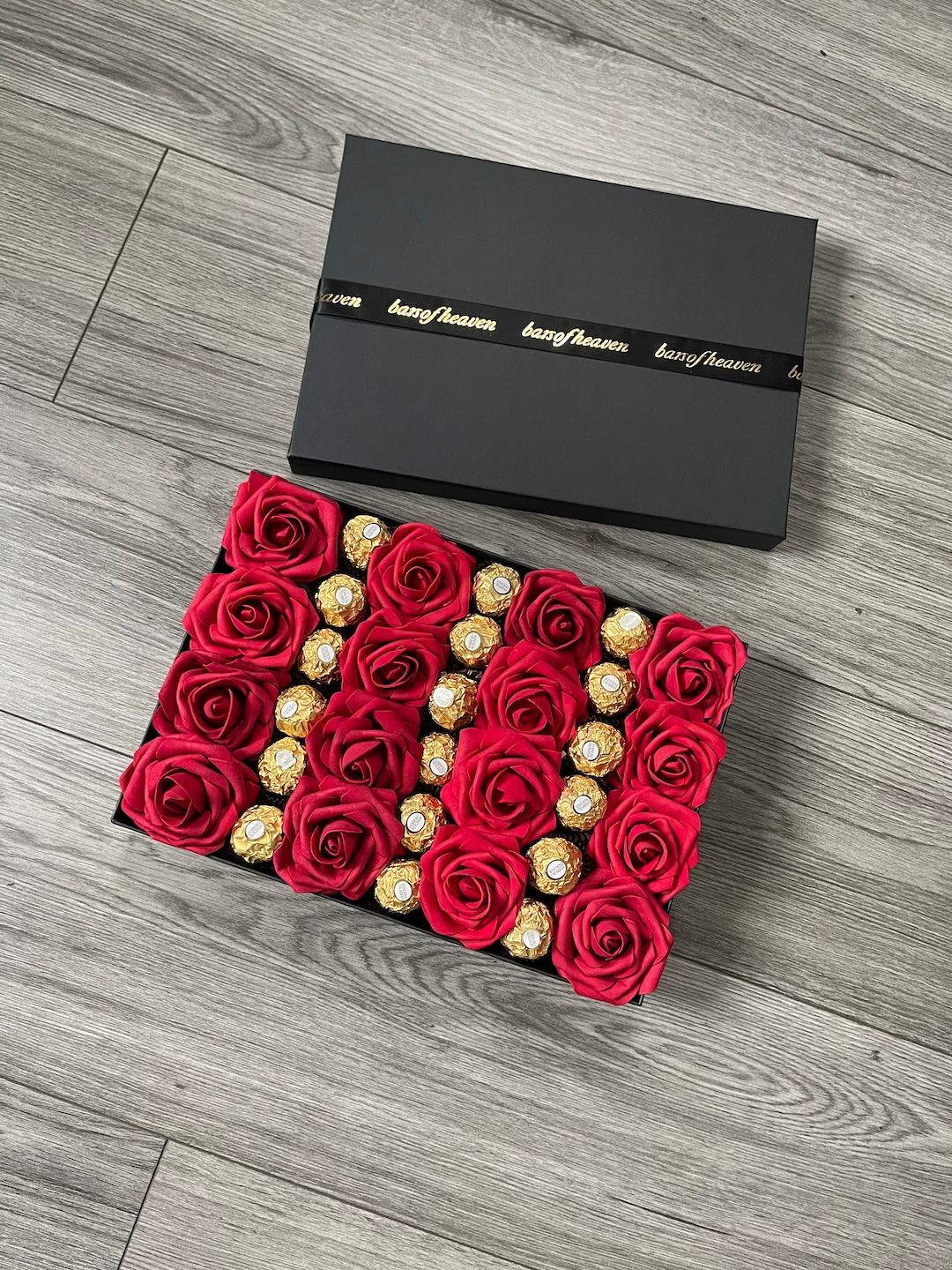 Luxury Chocolate & Rose Box Gift Hatbox, Home Decor, Flower Arrangement ...