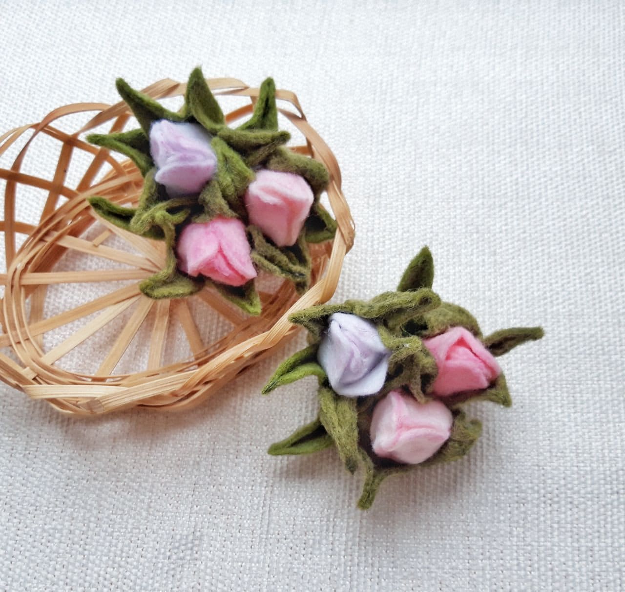 Pink and White Red Felt Tulips Hair Clips, Girls Spring Hair ...