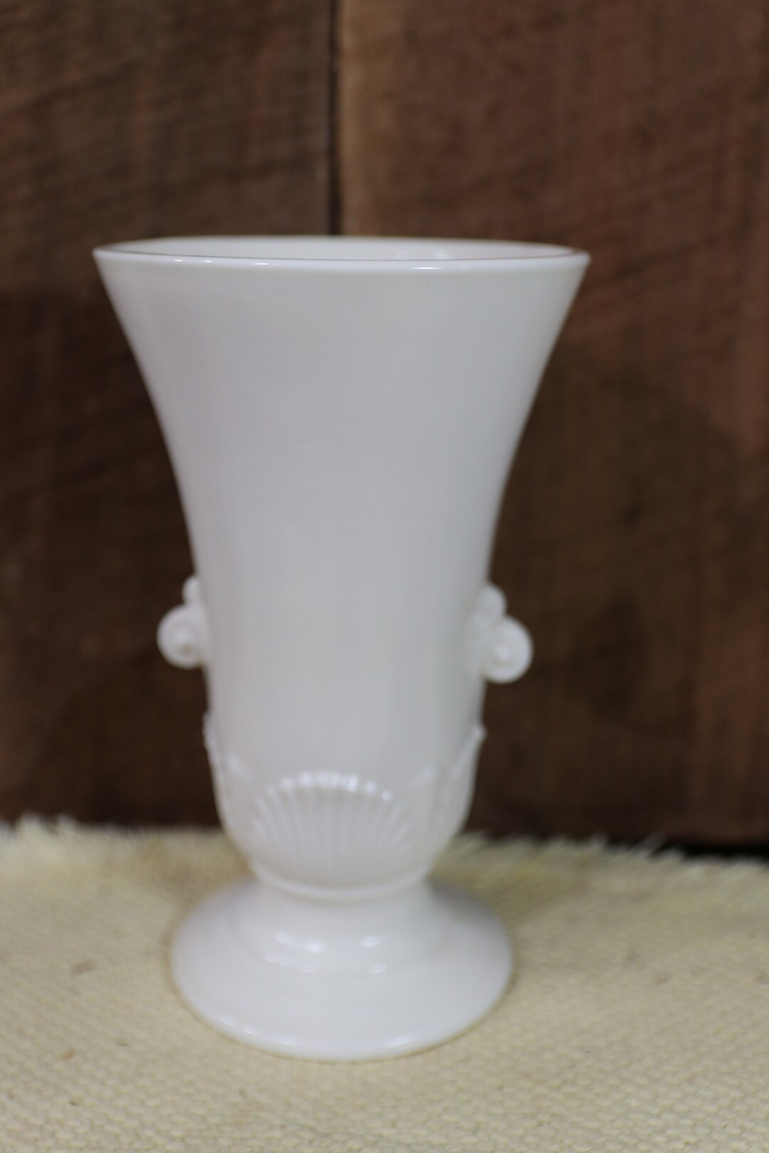1940's Anchor Hocking Fire King Shell Pattern White Milk Glass, White ...