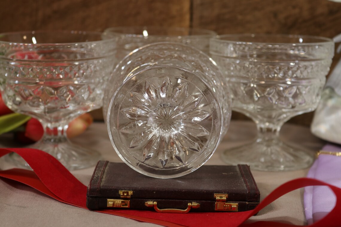 Set of 4 Wexford by Anchor Hocking Desert Dishes Beautifully | Etsy