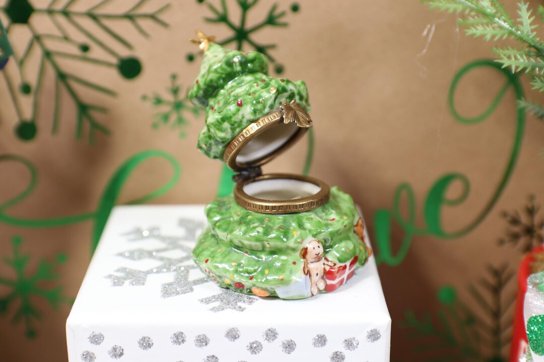 Christmas Tree Trinket Box. Ceramic With Brass Hing and Clasp. Adorable ...