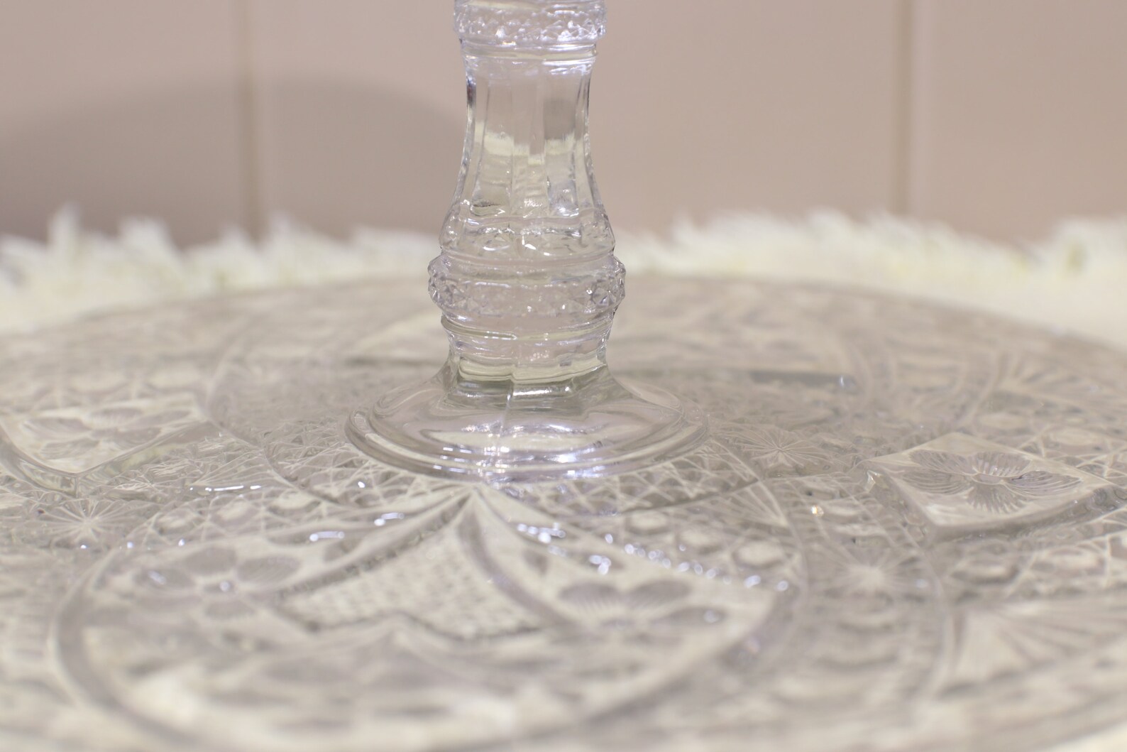 Garden Pink, by Indiana Glass, Round Cake Stand. Pressed Glass. 9 1/2 ...