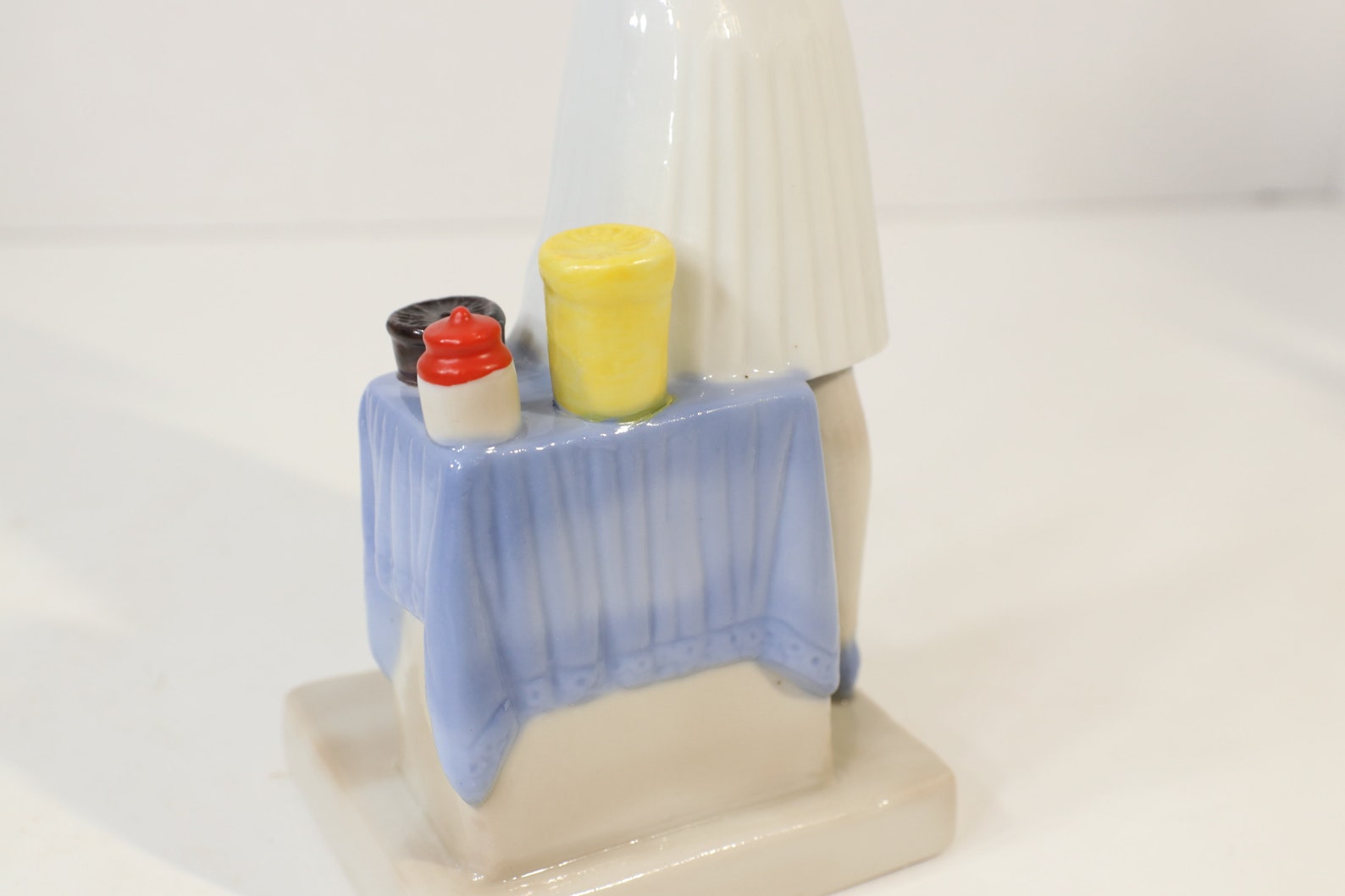 Vintage Porcelain Tupperware Lady Figurine 1960 Special | Etsy