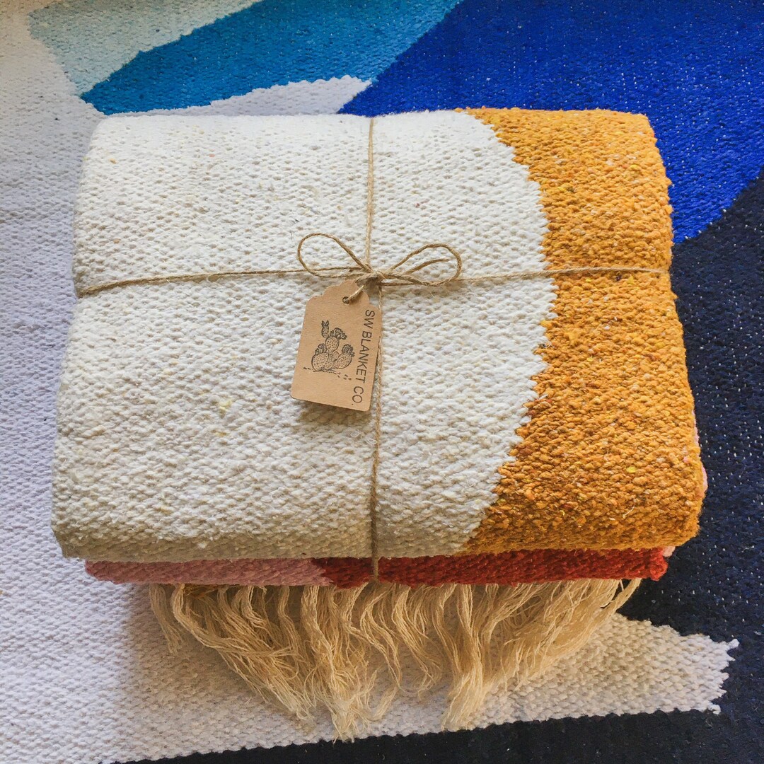 Gold Rust-red Pink and White / Salida De Luna Design / Moonrise Blanket ...